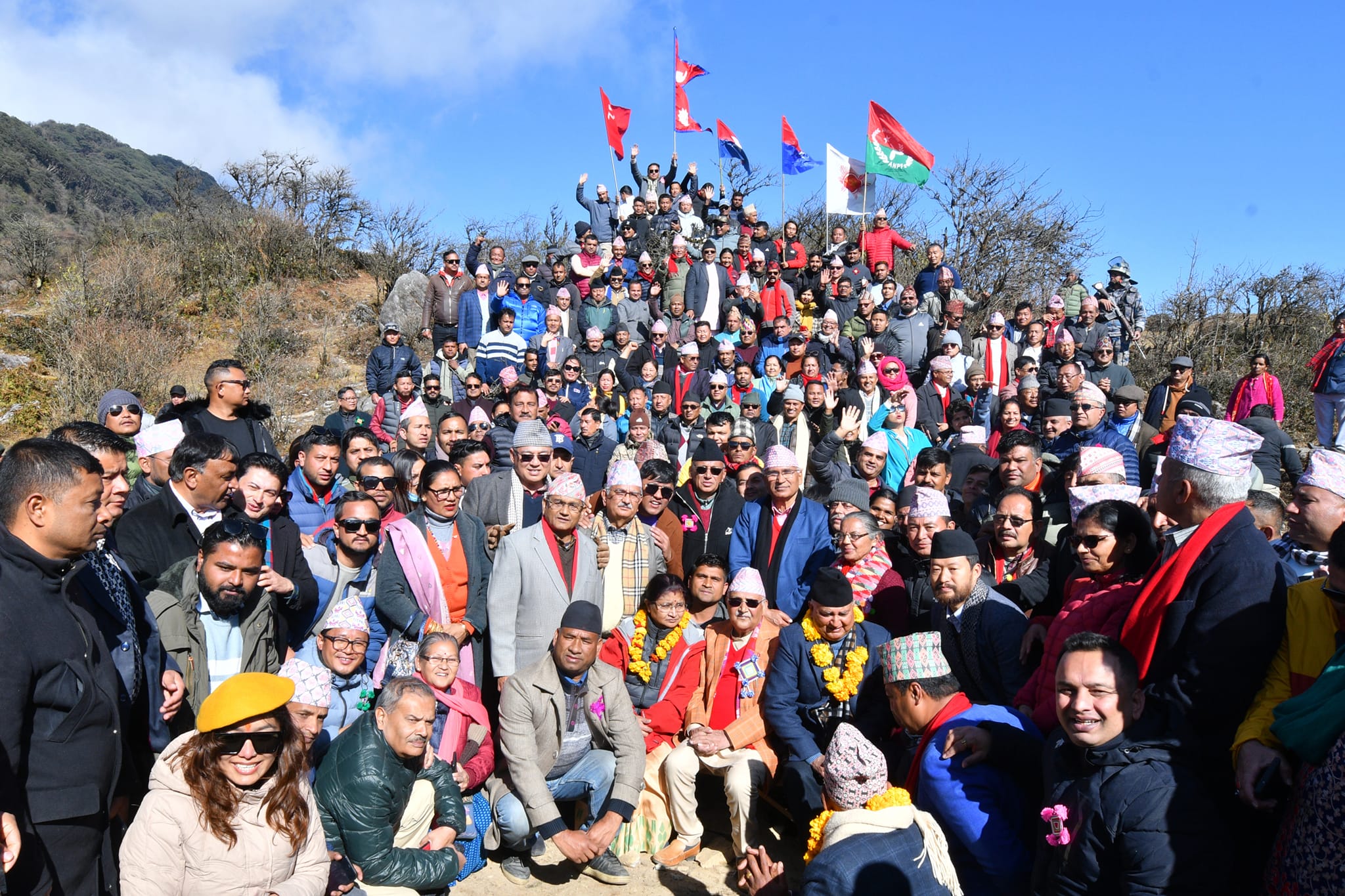 झुलाघाट–चिवाभन्ज्याङ संकल्प यात्राकाबारेमा आज एमालेले पत्रकार सम्मेलन गर्दै